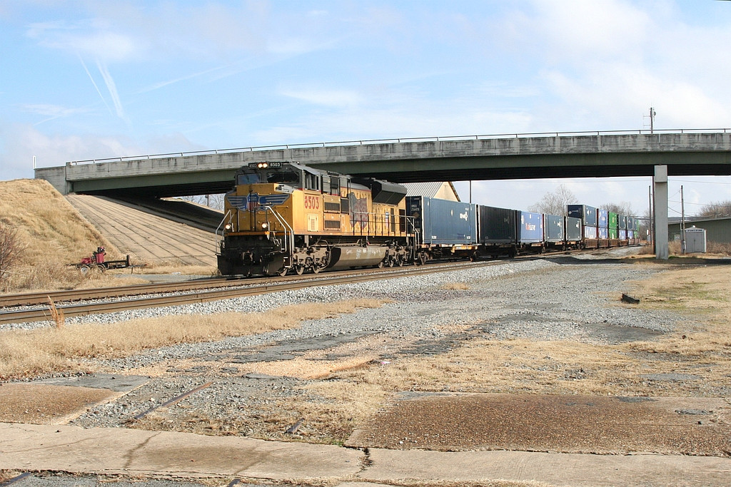 Short SB intermodal with 3 California service loaded Tropicana reefers